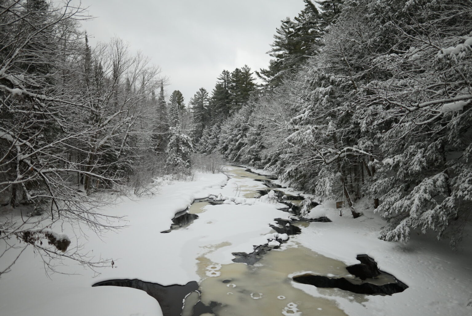 16 Incredible Places to Visit in Ontario in Winter